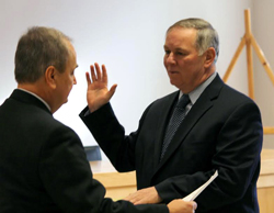 Top Niagara Democrat Uses ‘R’ Word to Slam Official