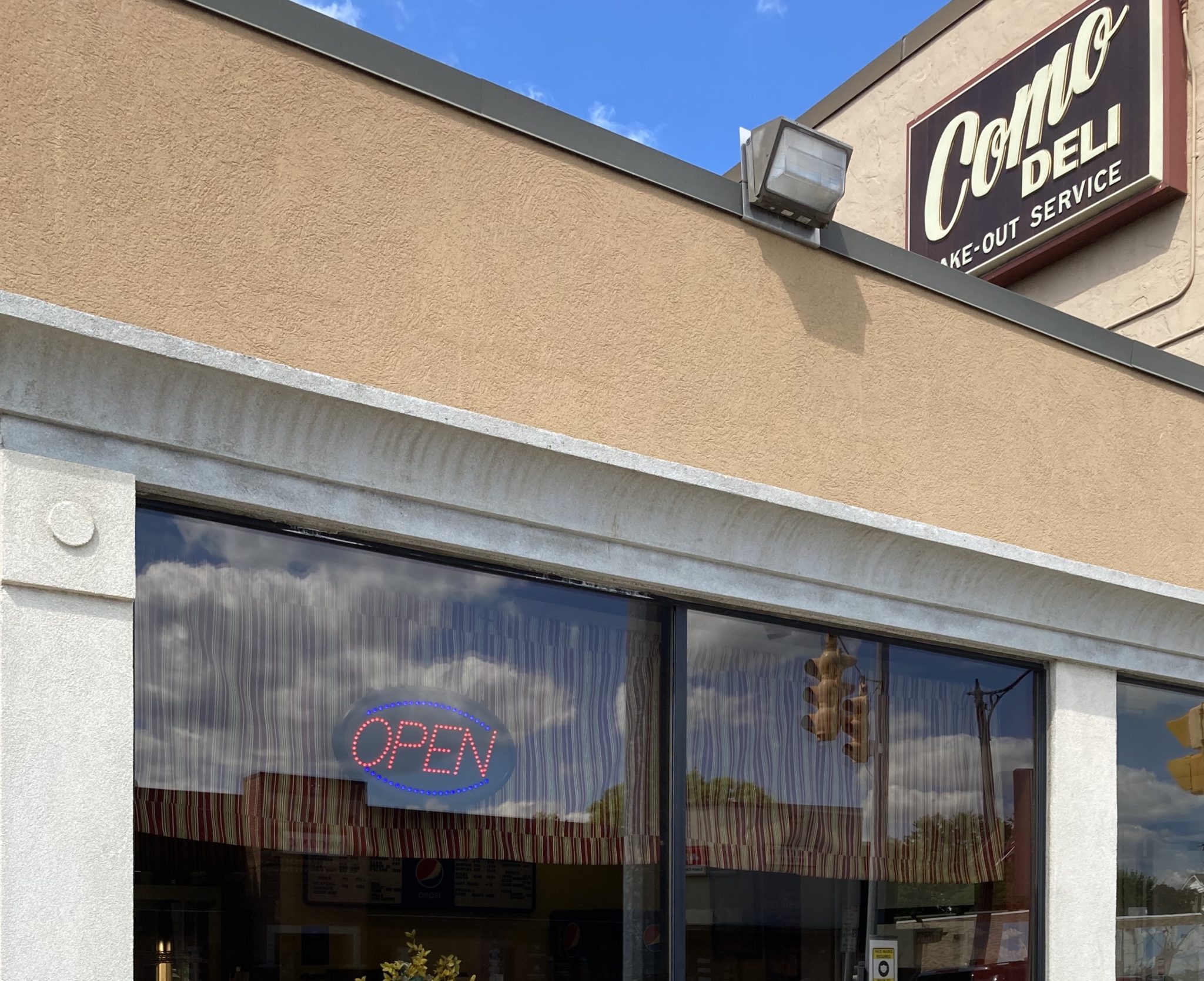 Como Restaurant and Deli Locations Officially Open in Niagara Falls and ...