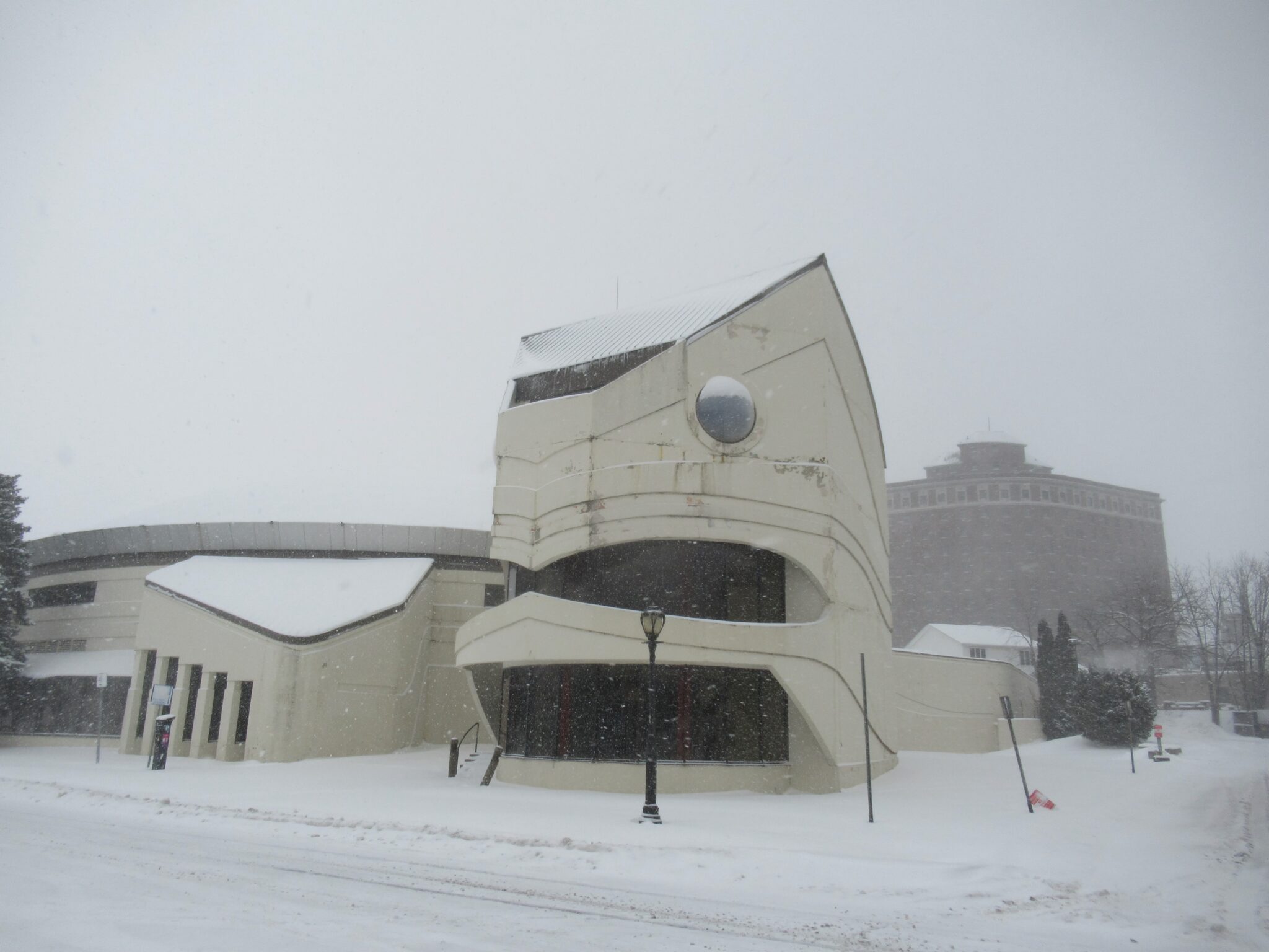 Concrete Controversy: Niagara's 'Turtle' Teeters on Historic ...